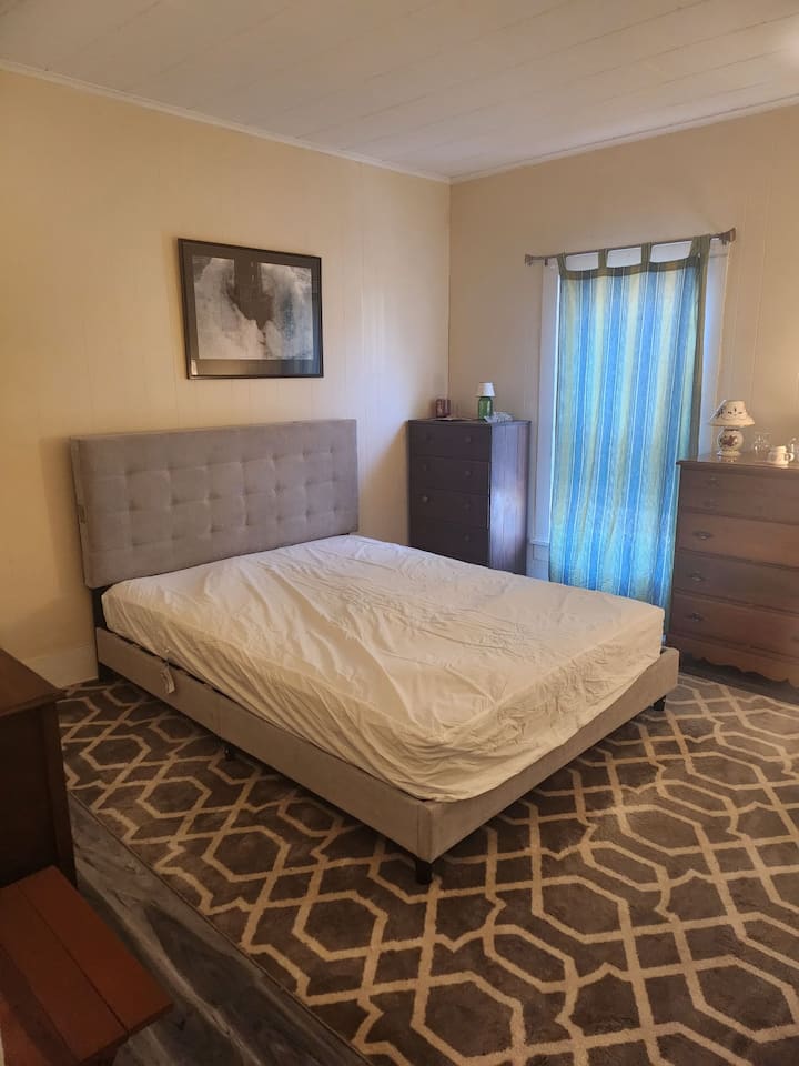 Second Floor Unit. - Glens Falls, NY