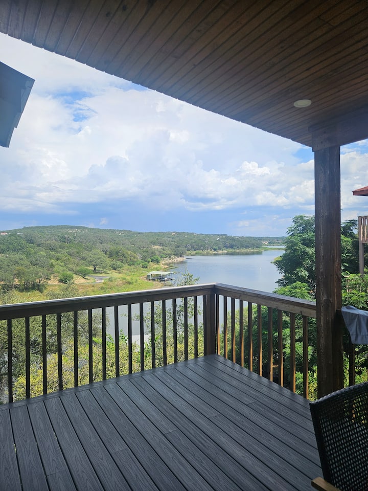 Ida Nell's Place - Spicewood, TX