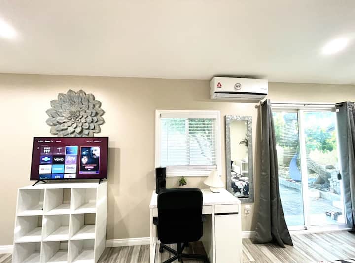 New Studio, Private Bath/entry, Shared Kitchen - Garden Grove, CA