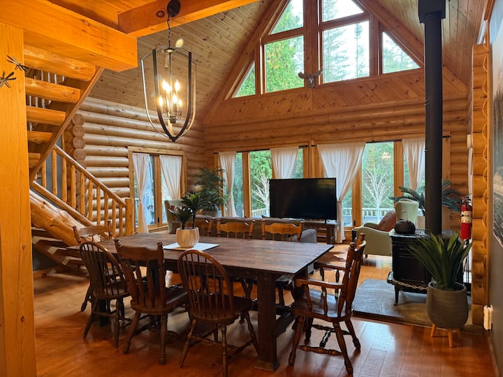 Tobermory Cabin Retreat:game Room, Golf Sim & Hot - Tobermory