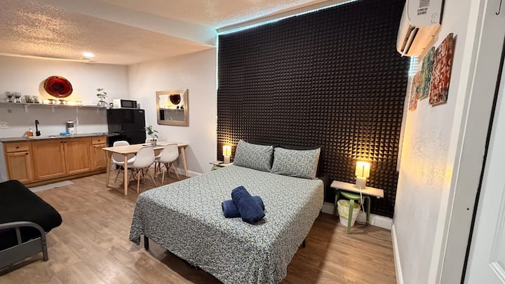 12 Amazing Tiny House Fully Furnished Free Parking - South Lake, Miami