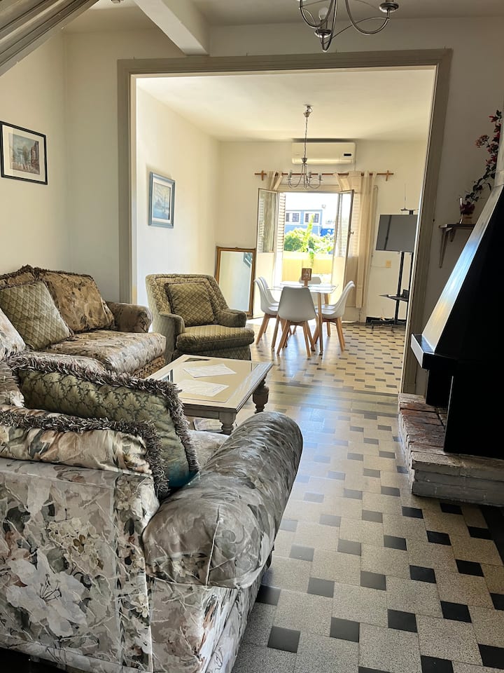 Casa Dos Avenidas - Montevideo