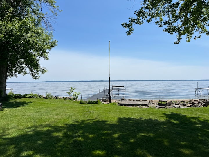 Lake Front Property Neenah - Lake Winnebago, WI