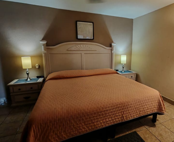 Cómodo Departamento En Saltillo - Saltillo