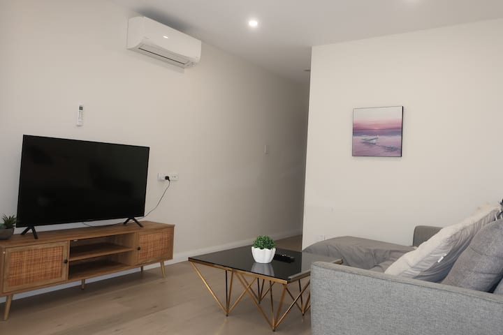 Cosy Pet Friendly Granny Flat With Private Yard - Porters Alpine Resort