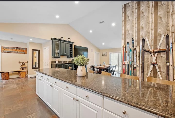 Mountains, Sun & Adventure | North Conway - Conway, NH