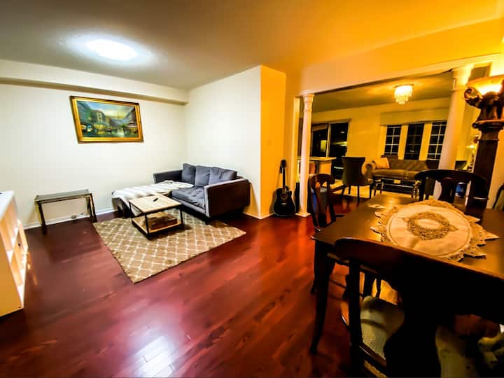 Dreamy Dwellings(1or2rooms As Request) - Vaughan