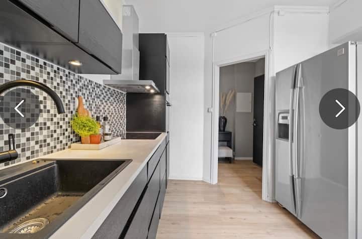 Sentrumsnær Leilighet Med Utsikt - Alesund