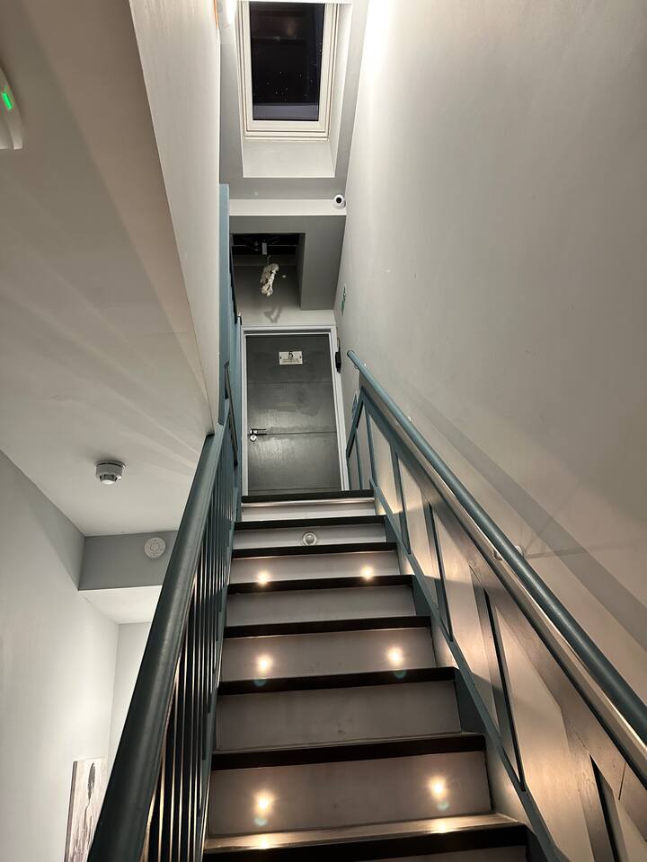 2 Bedroom Modern Flat 20 Mins To Central London - Newcastle University London