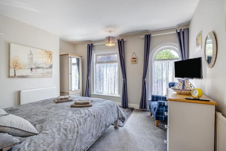 Pankhurst  Cottage, Louth, Lincolnshire Wolds - Louth