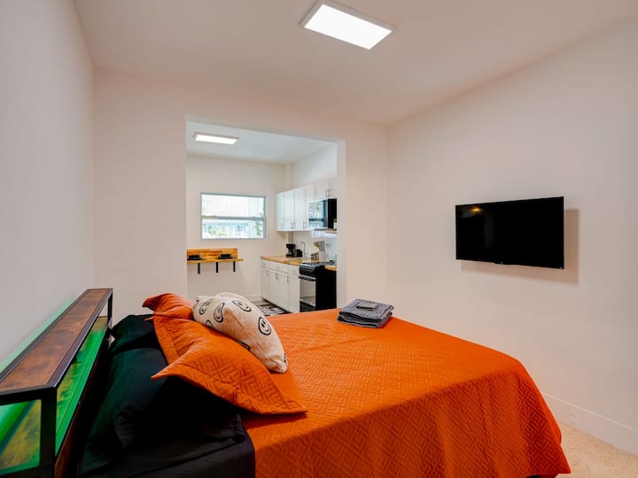 Luxury Miami Studio, Close To Wynwood And Beach. - Surfside, FL