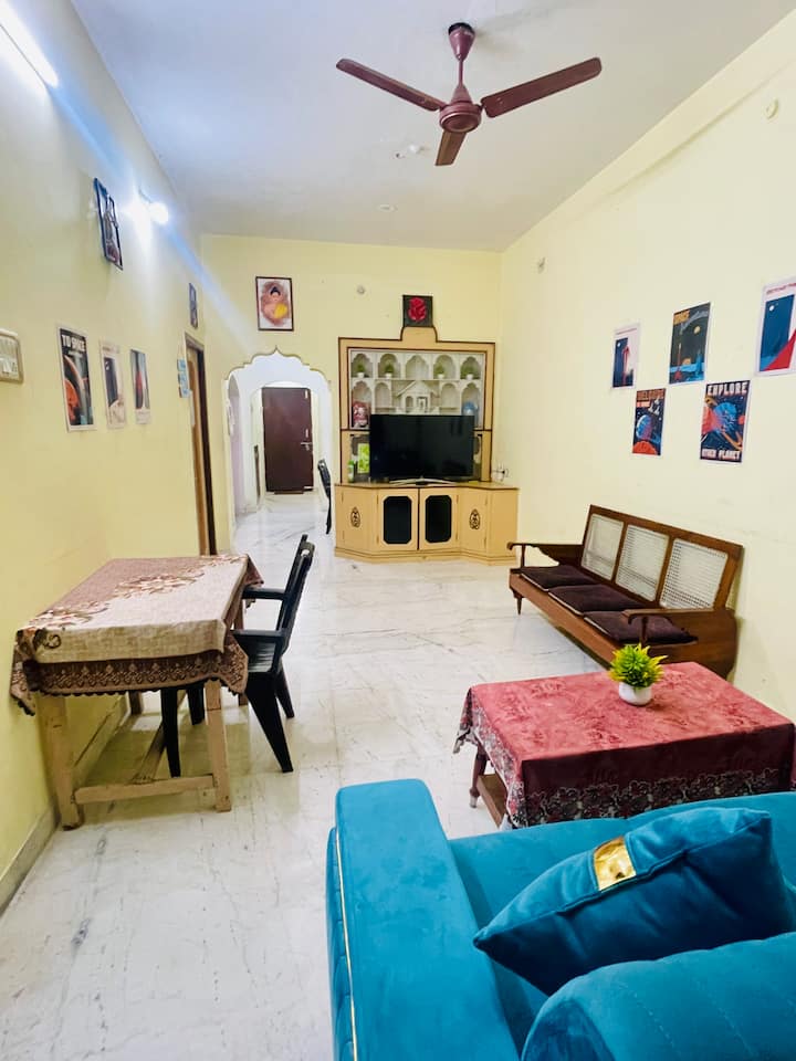 Retro Home Stay - Tirupati