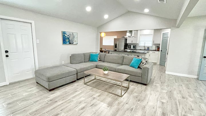 Newly Remodeled Spacious 4bedrooms•5tvs•air Hockey - Corpus Christi, TX