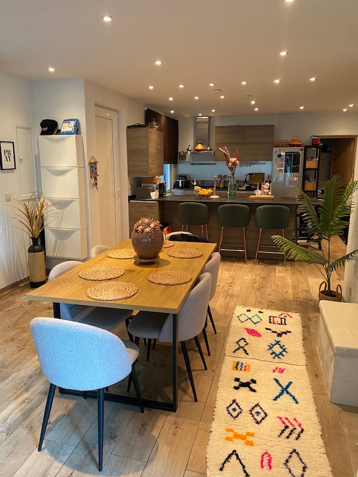 Villa Calme Vue Exceptionnelle Et Son Extérieur - Lieja