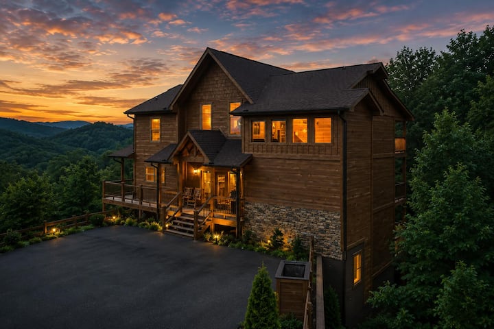 Near Dollywood + Resort Amenities Included - Pigeon Forge, TN