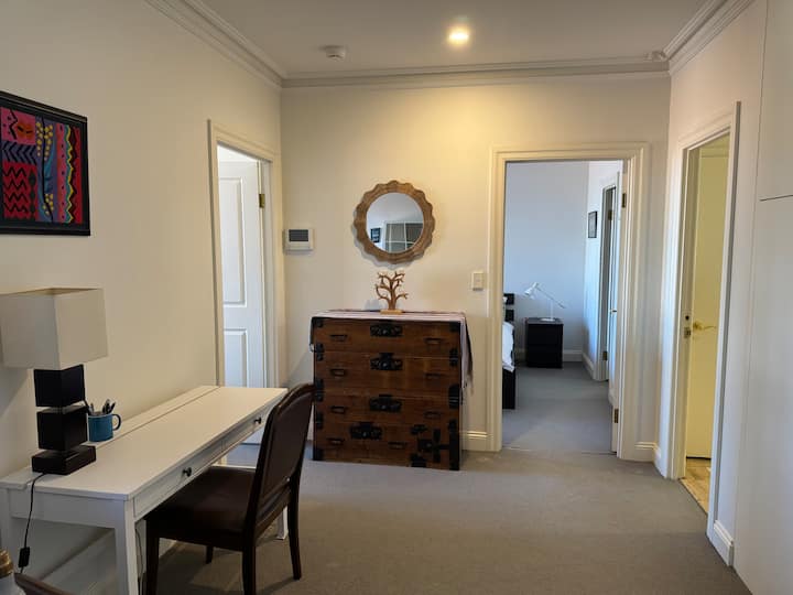 East End, 2 Bedroom Apartment, In Ideal Location - Adelaida