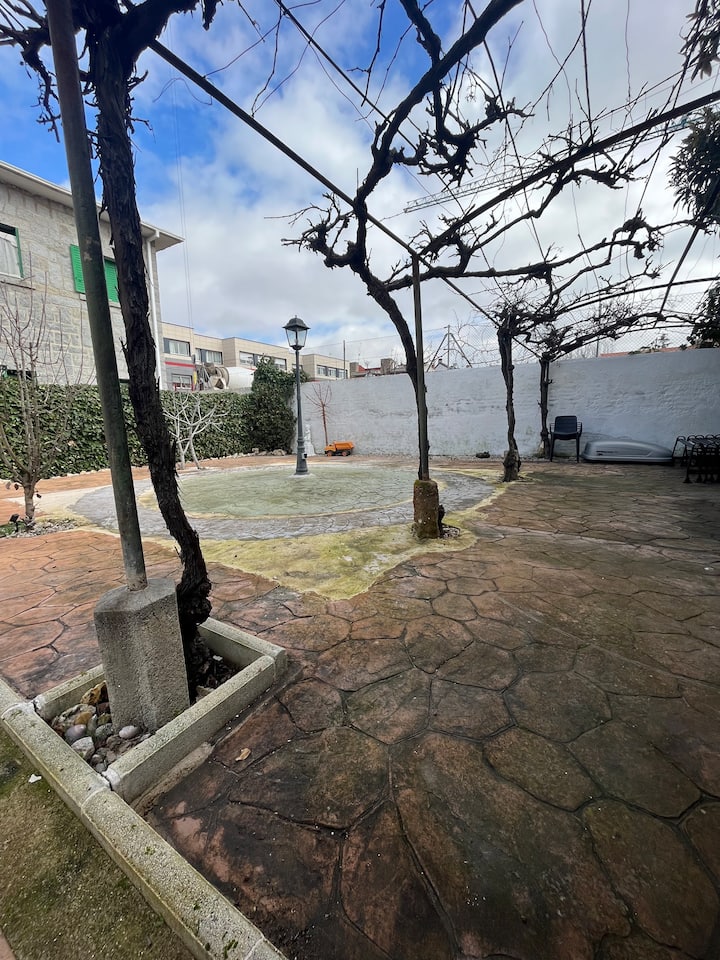 Apartamento Completo Con Jardín - Pozuelo de Alarcón