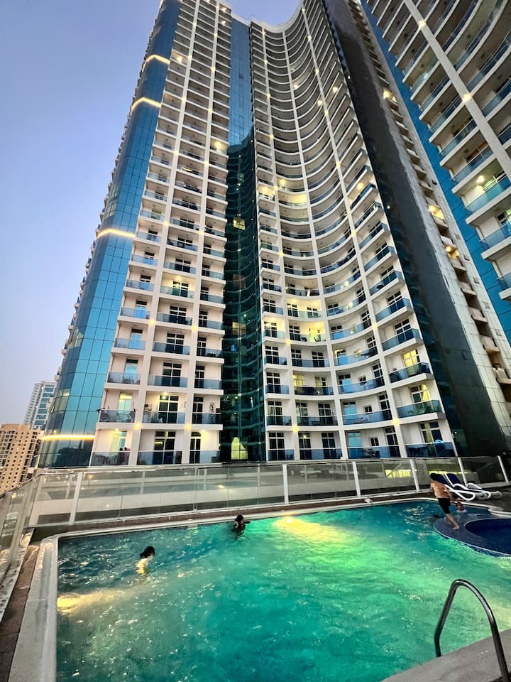 Luxury Lake View - Ajman