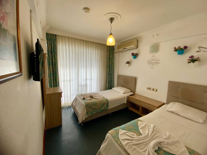 Merkezi Ve Konforlu Otel Odaları - Marmaris