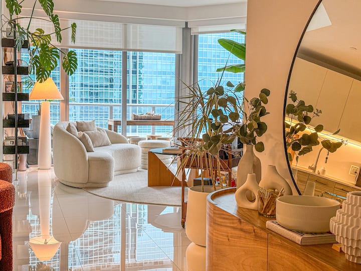 Bohovibes Designer-furnished 2bd/2ba Condo - Miami