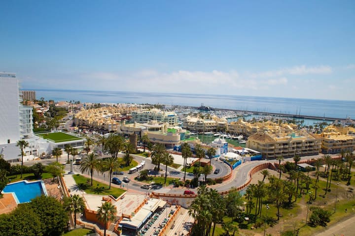 Apartment In Puerto Marina, Near The Beach - Benalmádena
