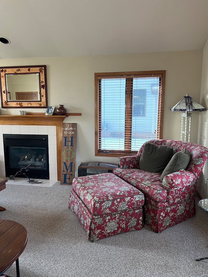 Peaceful Kimberly Duplex - Appleton, WI