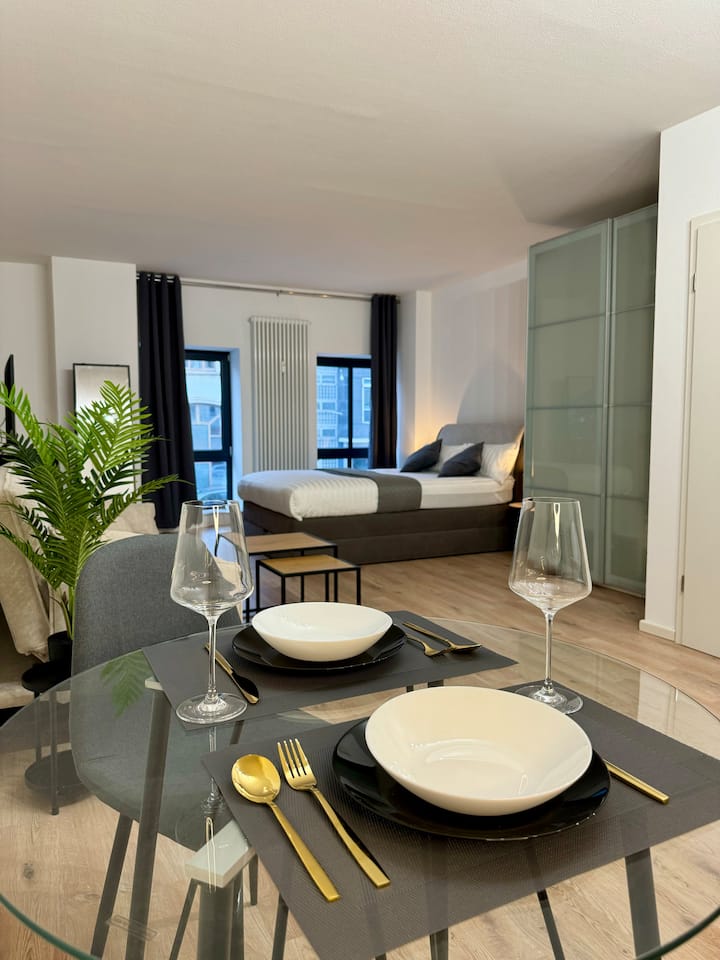 Modern Apartment In City Center - Hannover