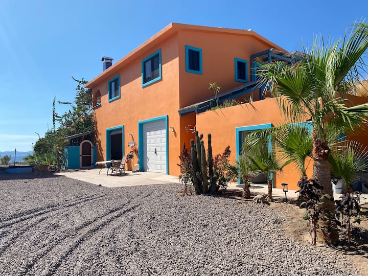 Magical Escape On The Ocean. - Loreto