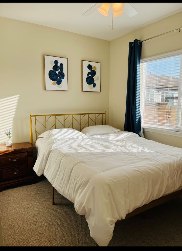 2 Bedroom Unit - San Leandro, CA