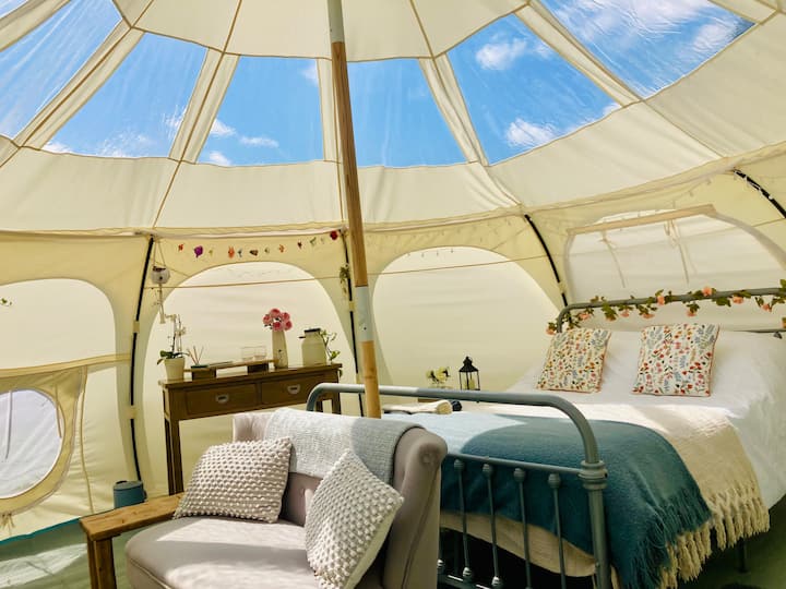 Luxury Stargazing Glamping - Seren Hardd & Hot Tub - Llanidloes