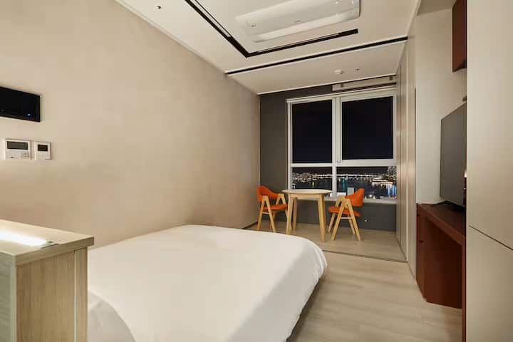 남포동의 편리한 입지, 고급 레지던스 숙소 - Busan