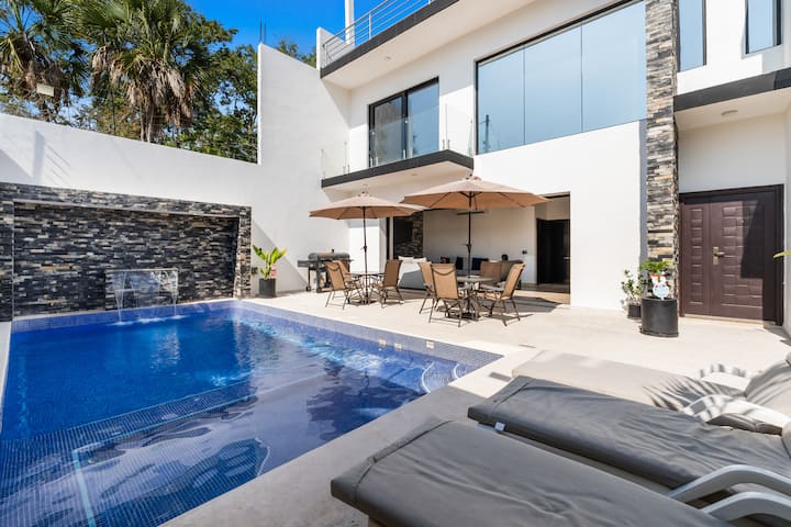 Vallarta Dream Home!
Under New Management - Puerto Vallarta