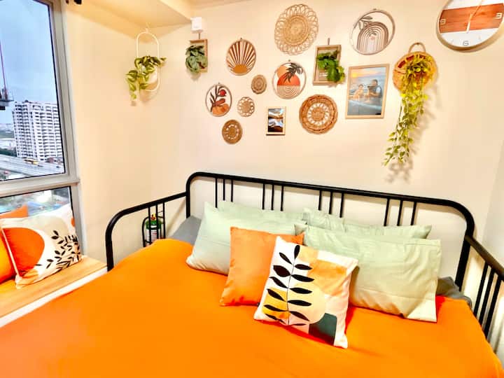 Makati Stopover | Work, Relax, And Feel At Home - Makati