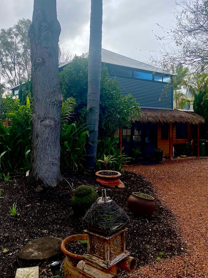 Bali Retreat By The Murray River - Mandurah