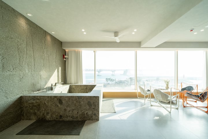 다해스테이ㅣ광안리 오션뷰 감성 풀빌라*온수자쿠지*신축풀빌라*광안대교뷰*최대6인숙소 - Busan