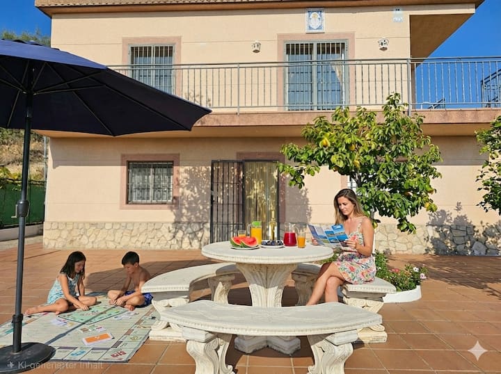 Apartment Mit Bergblickterrasse Bei Lloret De Mar - Caldes de Malavella