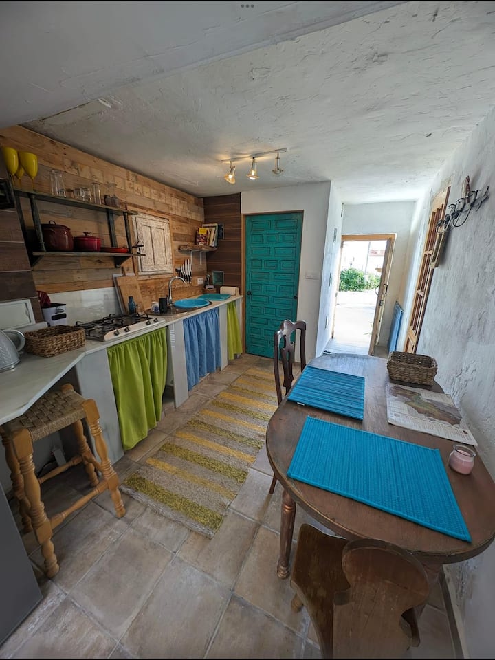 A Luxury Cave Experience - Baza