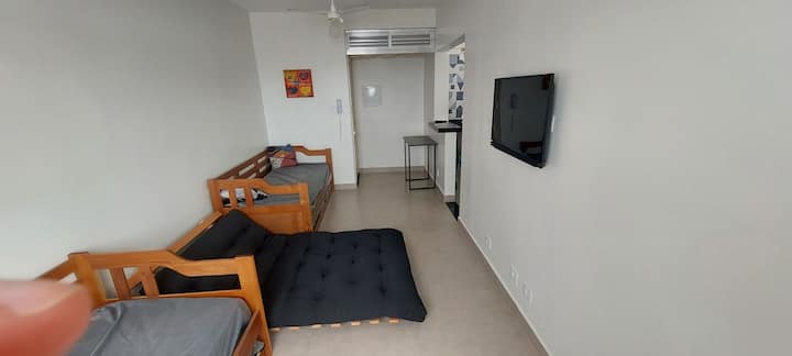 Apartamento (Frente Para Praia) - Praia Grande