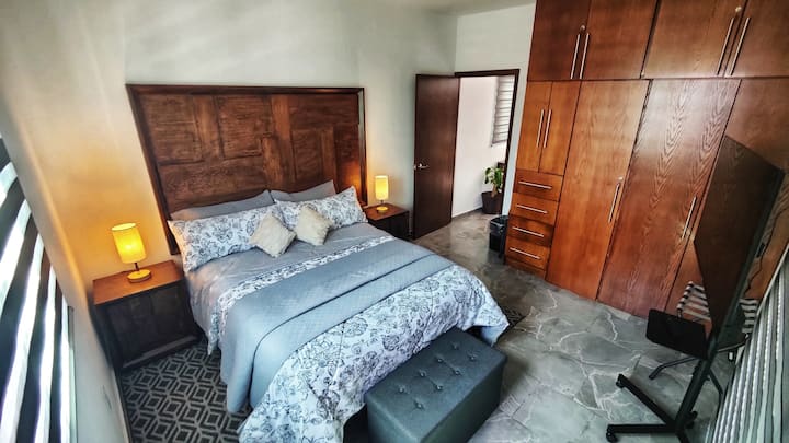 Departamento Penthouse Grande Con Rooftop Privado - Querétaro