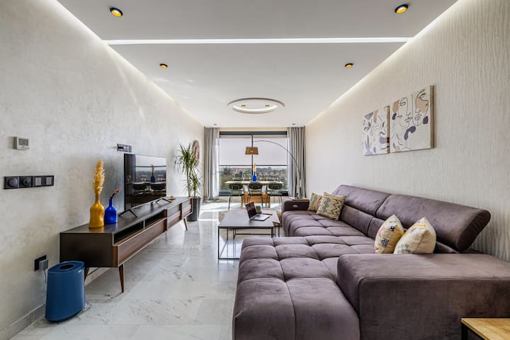 Downtown Place W/ Rooftop Pool & Atlas View - Marrakesh