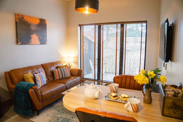 Newly Renovated Rural Retreat - Tewkesbury