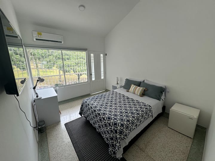 Espectacular Casa Compartida 4 Habitaciones Cali - カリ