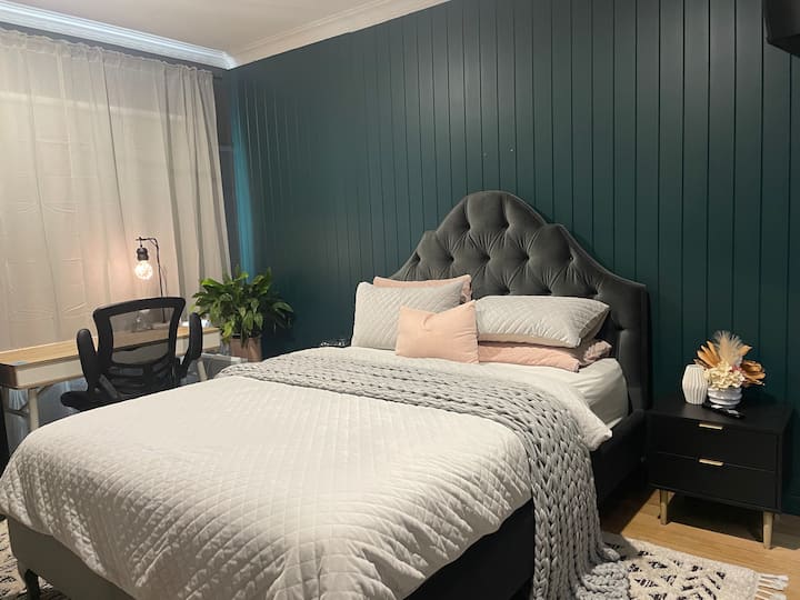 Cosy With A Touch Of Elegance! - Tottenham