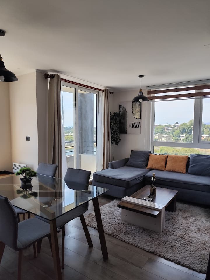 Maravilloso Con Vista A Laguna Y Opción Rent Car - Concepción, Chile