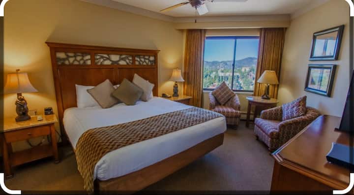 Beautiful Tahoe Retreat - Genoa, NV