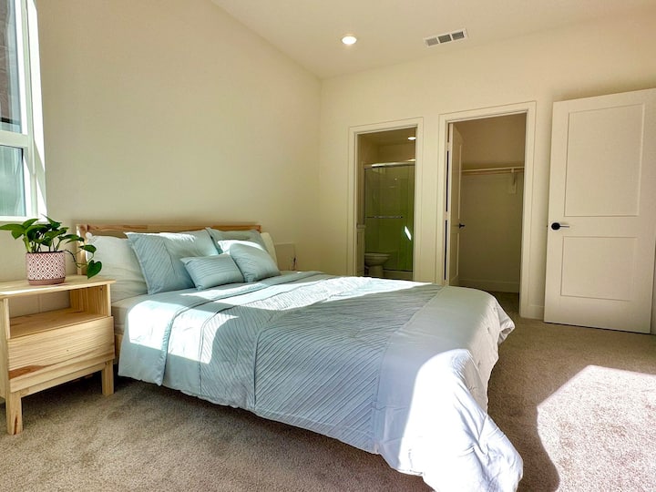 Dear House - Costa Mesa, CA