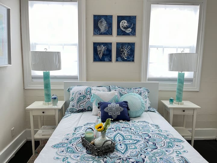 Downtown Nassau Oasis: Unit 1 - Nassau