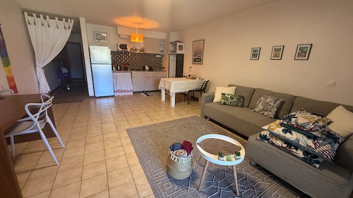 « Cook House » Au Cœur De Papeete - Tahití