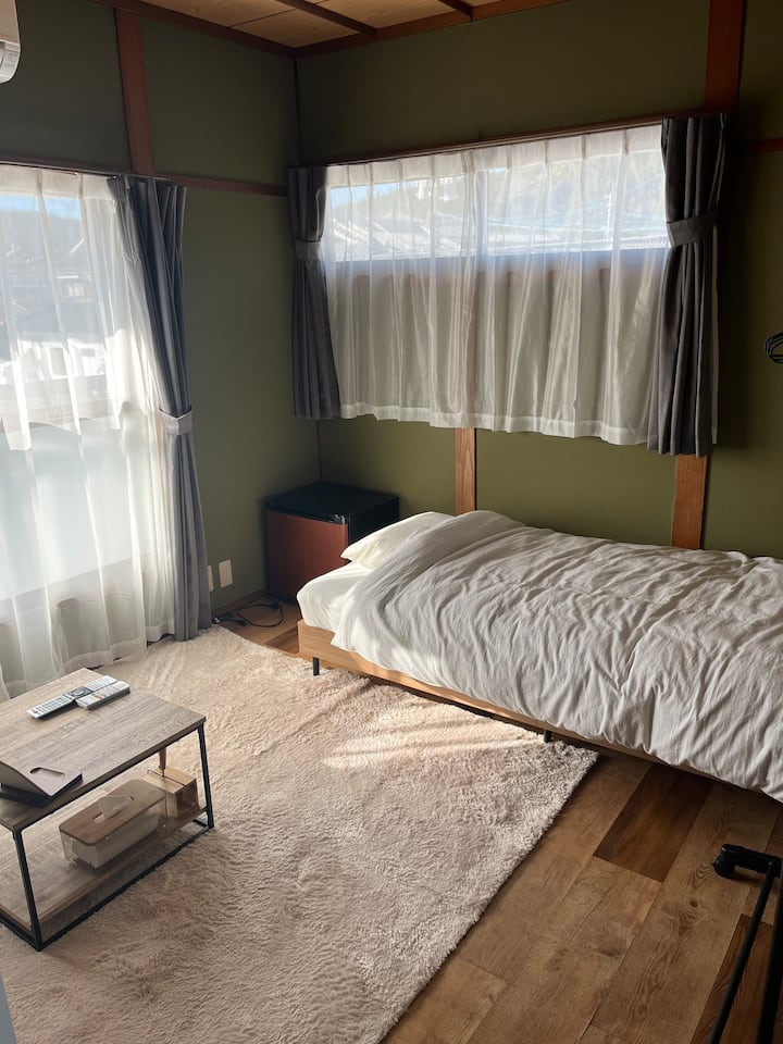 Guest House
Aoshima Tei
(山の部屋) - 宮崎市