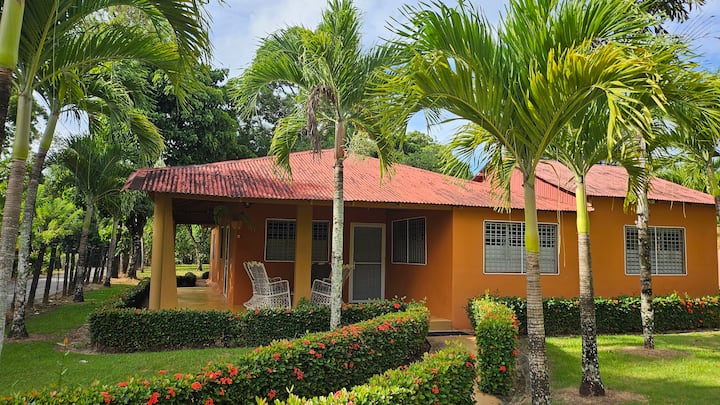 4 Bdrm/3 Bath Villa Ac/wi-fi/gazebo/bbq - Dominican Republic